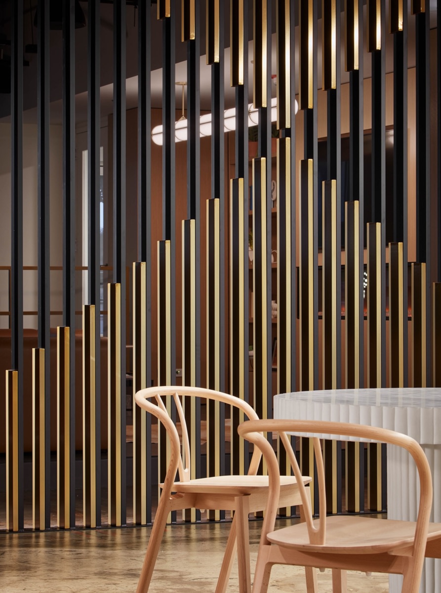 Icon Modern Custom Partitions | Office Snapshots