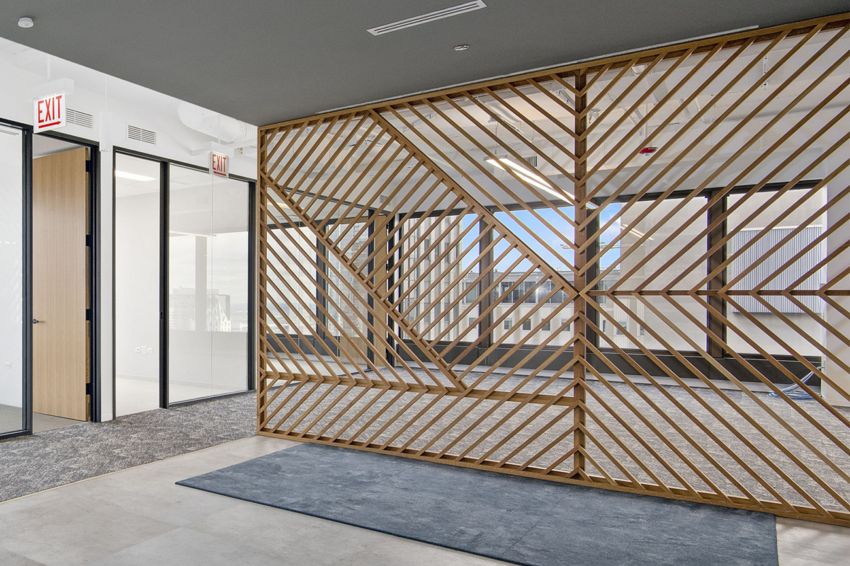 Icon Modern Custom Partitions | Office Snapshots