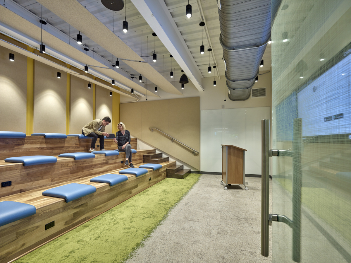 CSC Marvel Offices - Wilmington | Office Snapshots