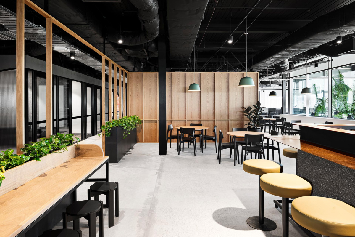EFM Logistics Offices - Melbourne | Office Snapshots