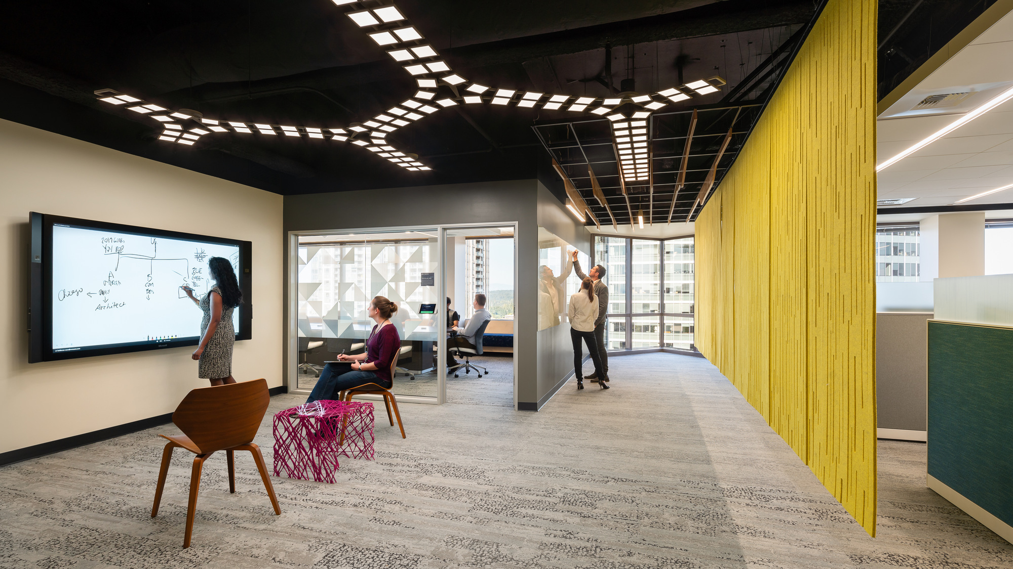 VMware Offices - Bellevue | Office Snapshots