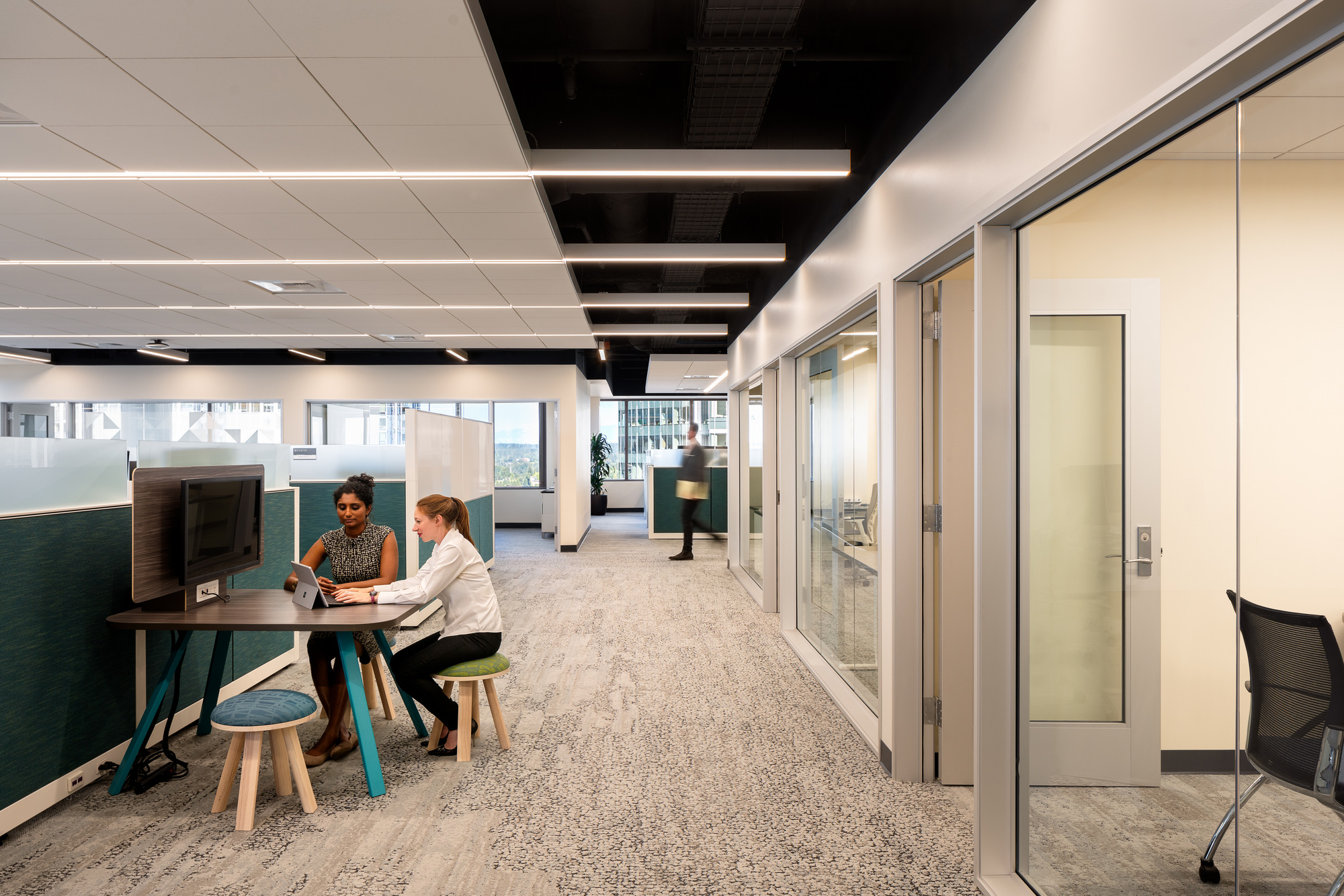 VMware Offices - Bellevue | Office Snapshots