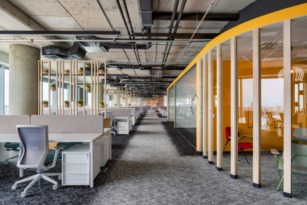 BIC Offices - Sofia | Office Snapshots