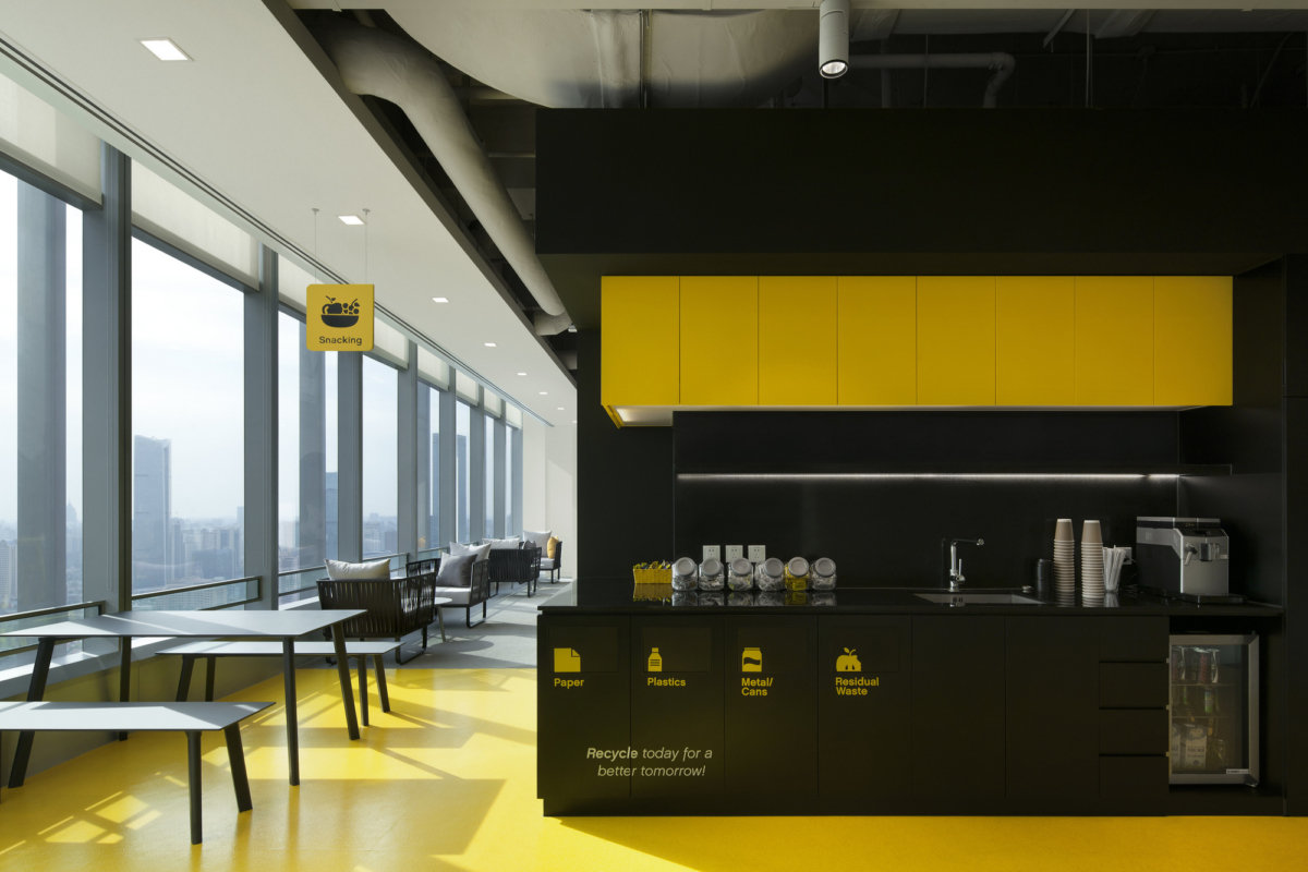 LEGO Offices - Shanghai | Office Snapshots