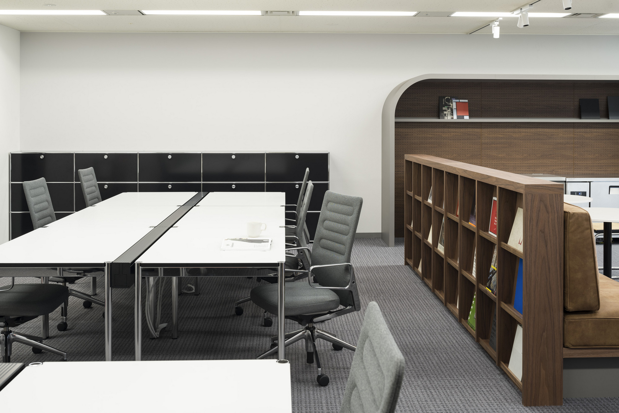 M.STAGE CO. Offices - Omiya | Office Snapshots