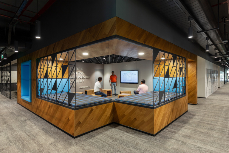 Standard Chartered Bank Offices - Bangalore - Office Snapshots