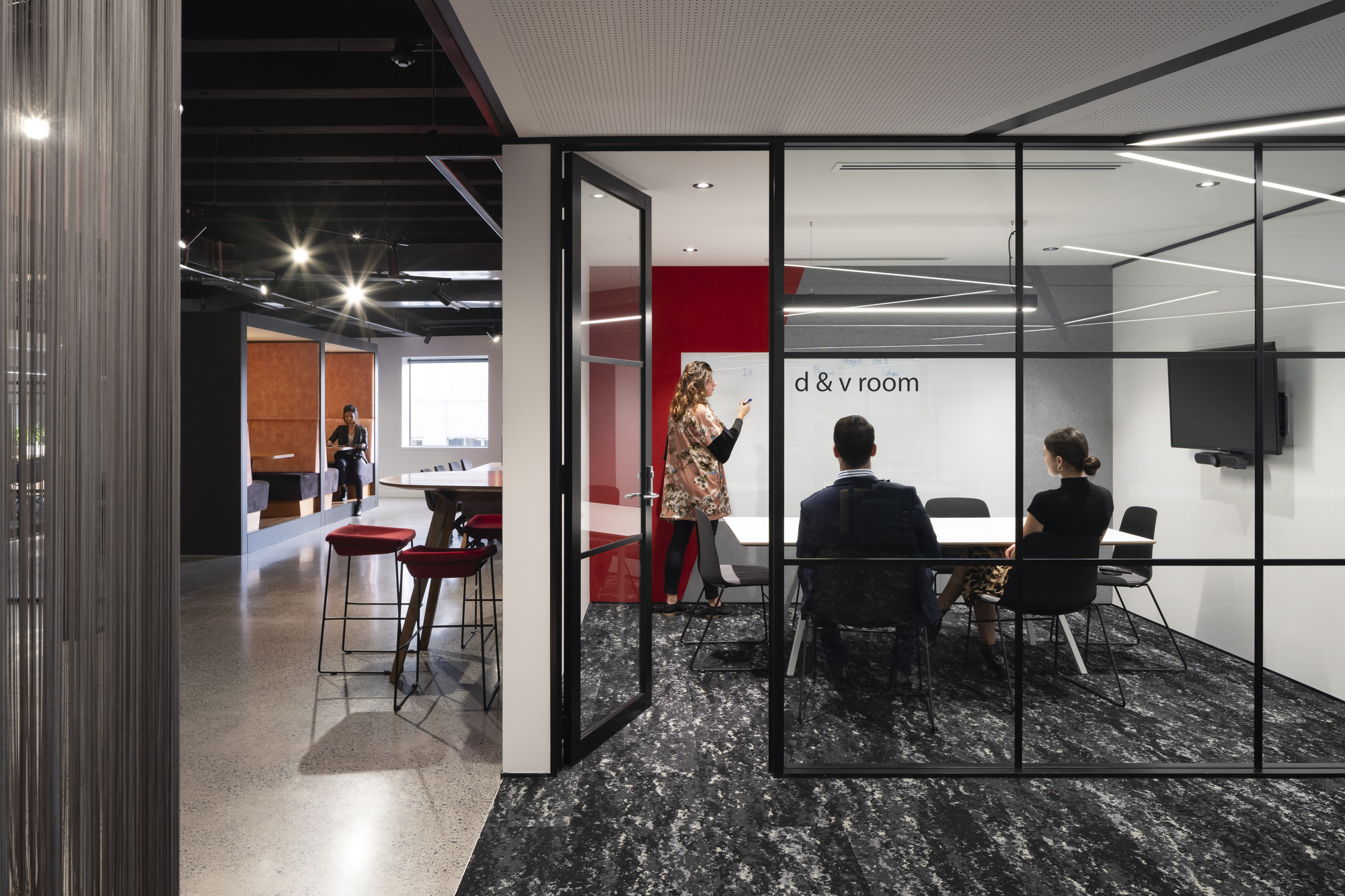 DB Interiors Offices – Auckland – INDesign Marketing Services