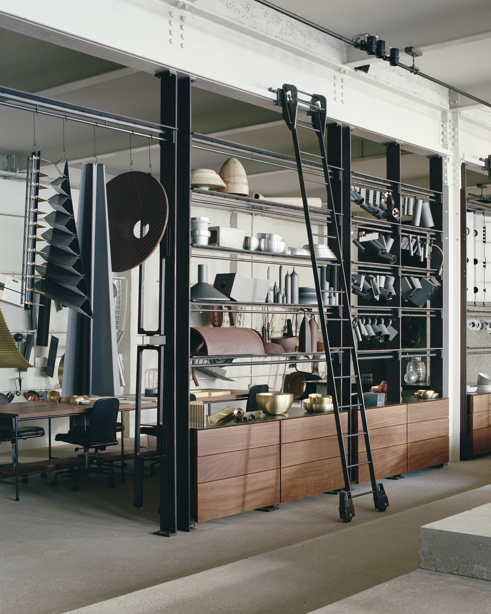 PSLab Offices - London | Office Snapshots