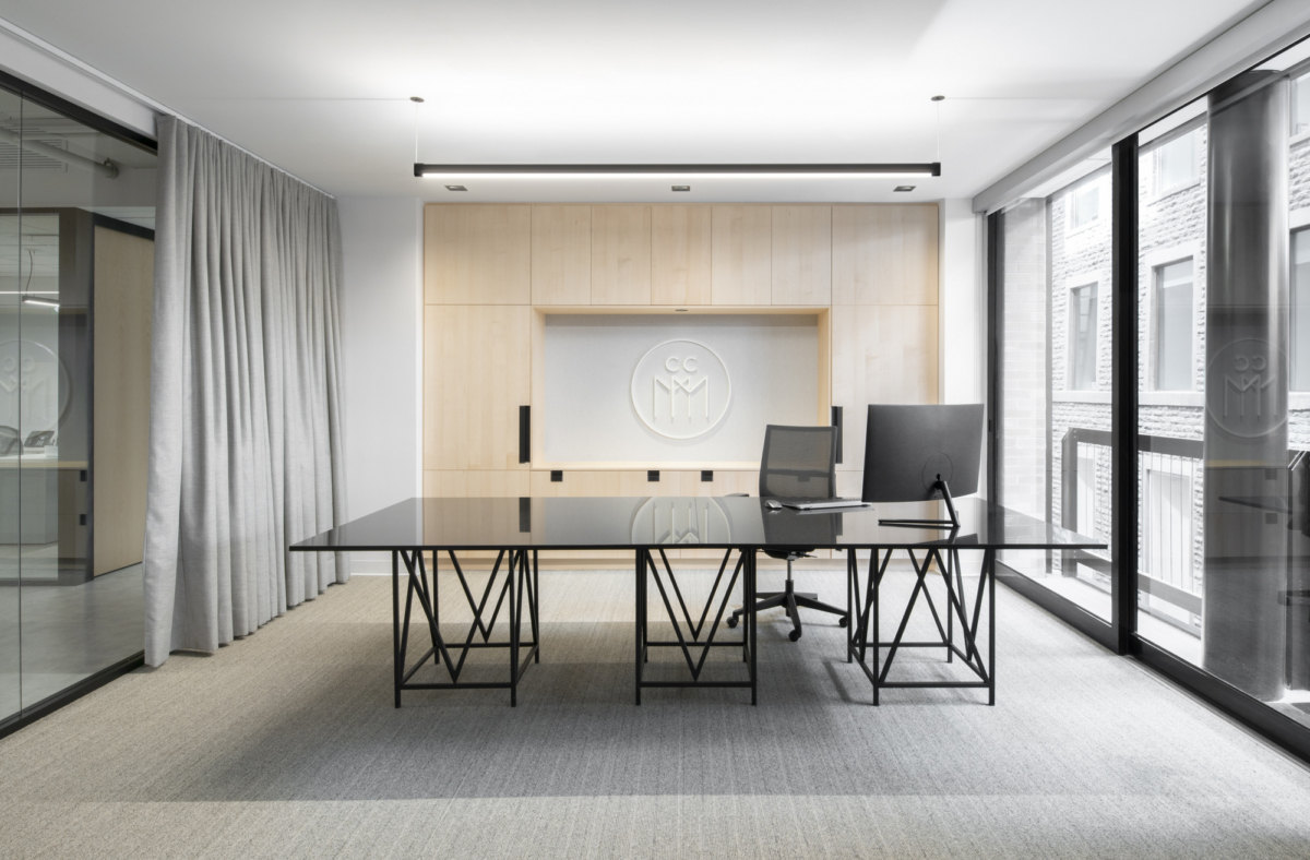 The Chamber of Commerce of Metropolitan Montreal Offices - Montreal ...