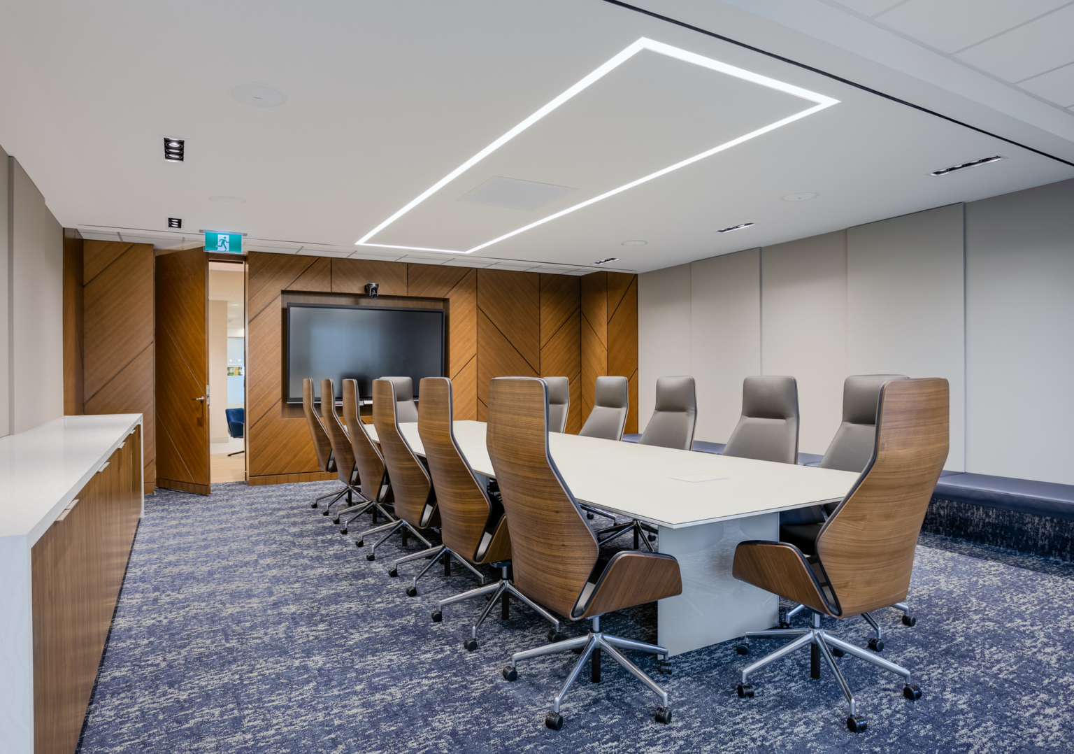 Centurion Asset Management Offices - Toronto | Office Snapshots