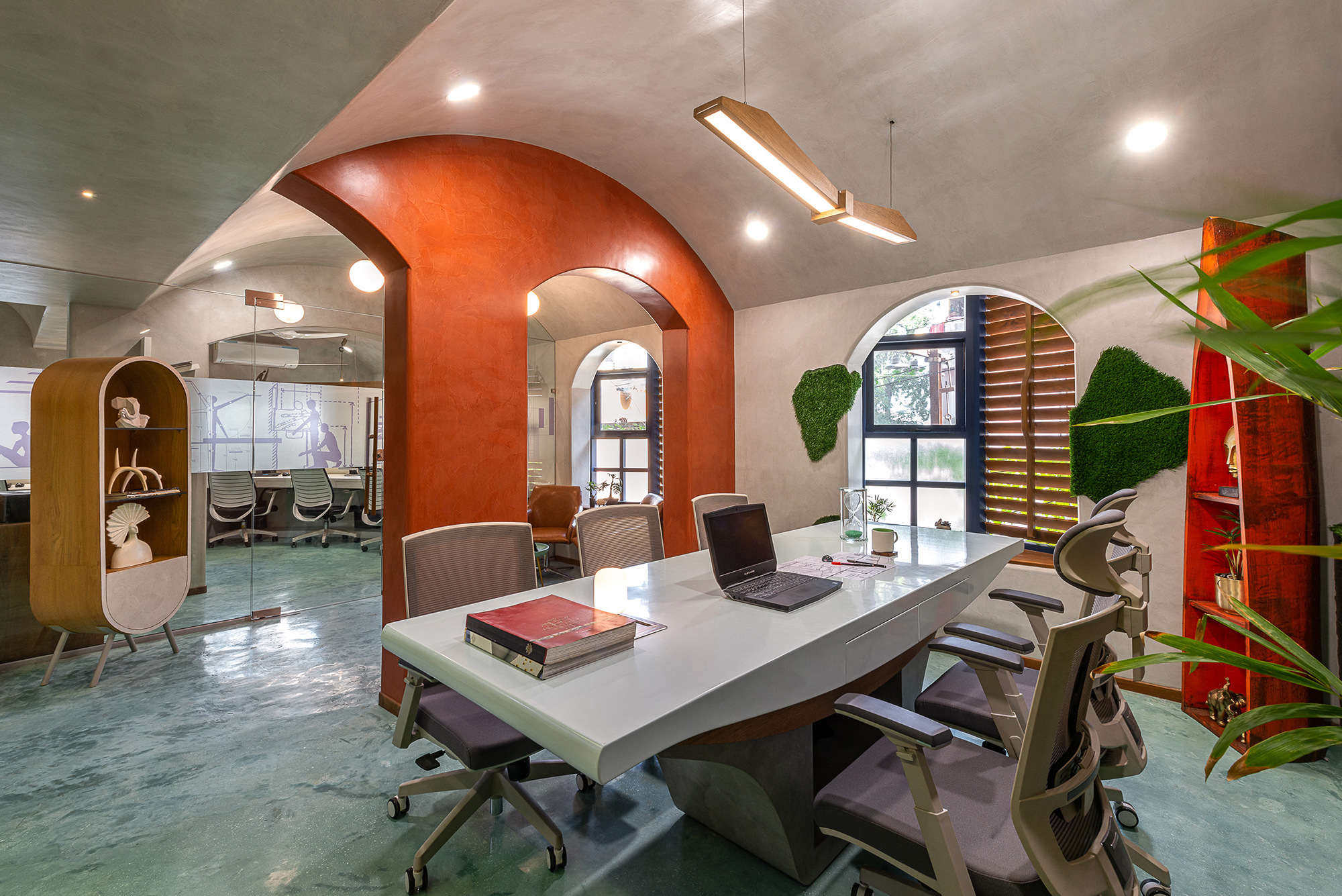 DE'CAVES BY CHITTE ARCHITECTS Offices - Vadodara | Office Snapshots