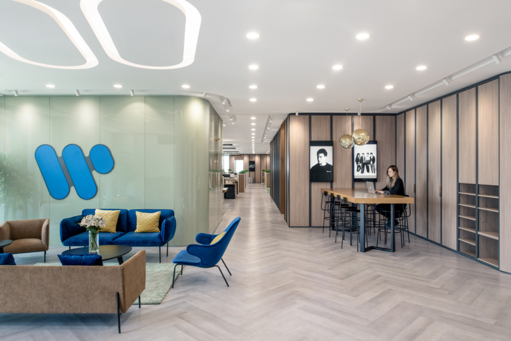 Shawn Koh | Photographer | Office Snapshots