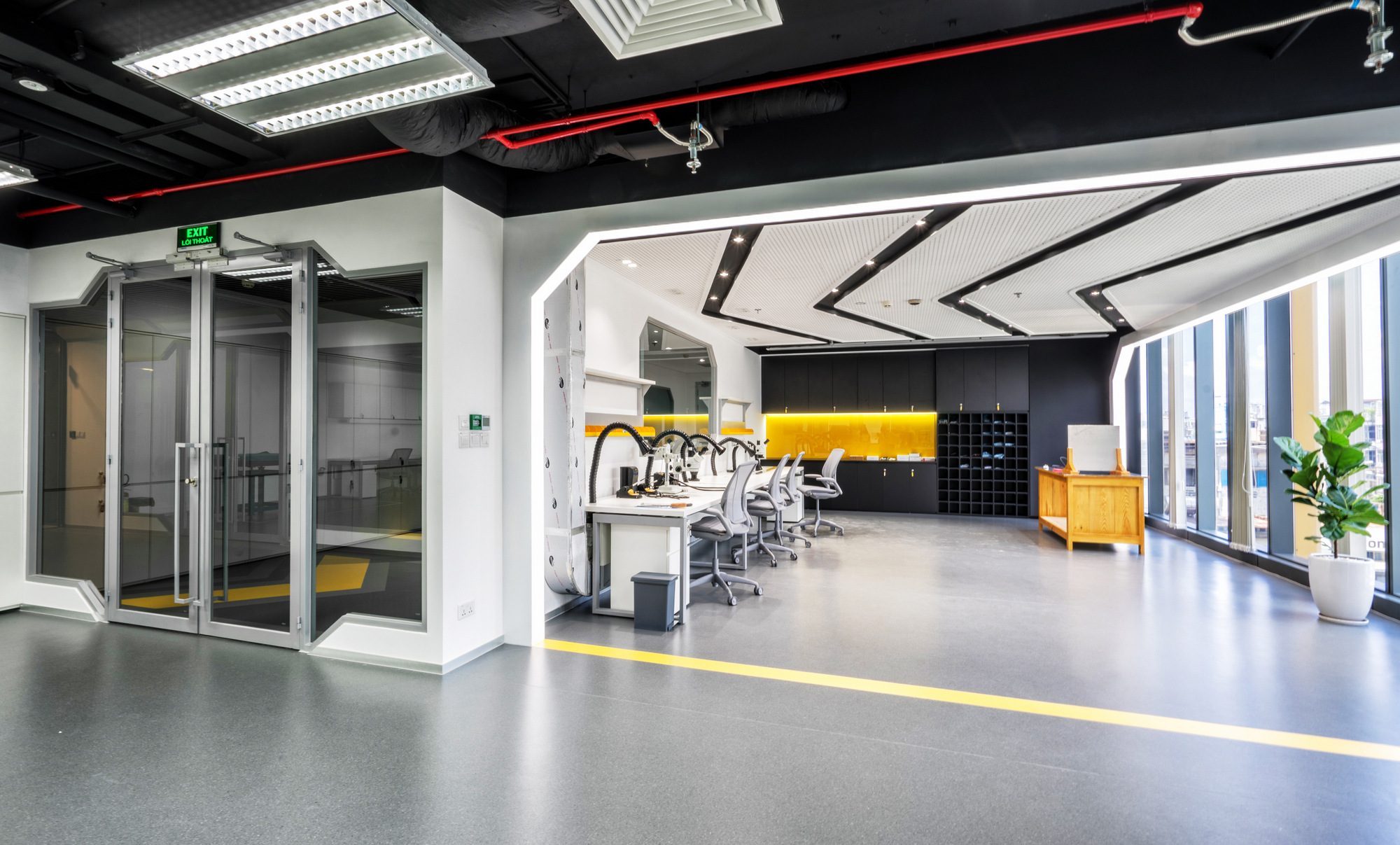 Axon Lab Offices - Ho Chi Minh City | Office Snapshots