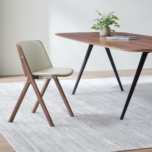 Davis Furniture Kayo | Office Snapshots