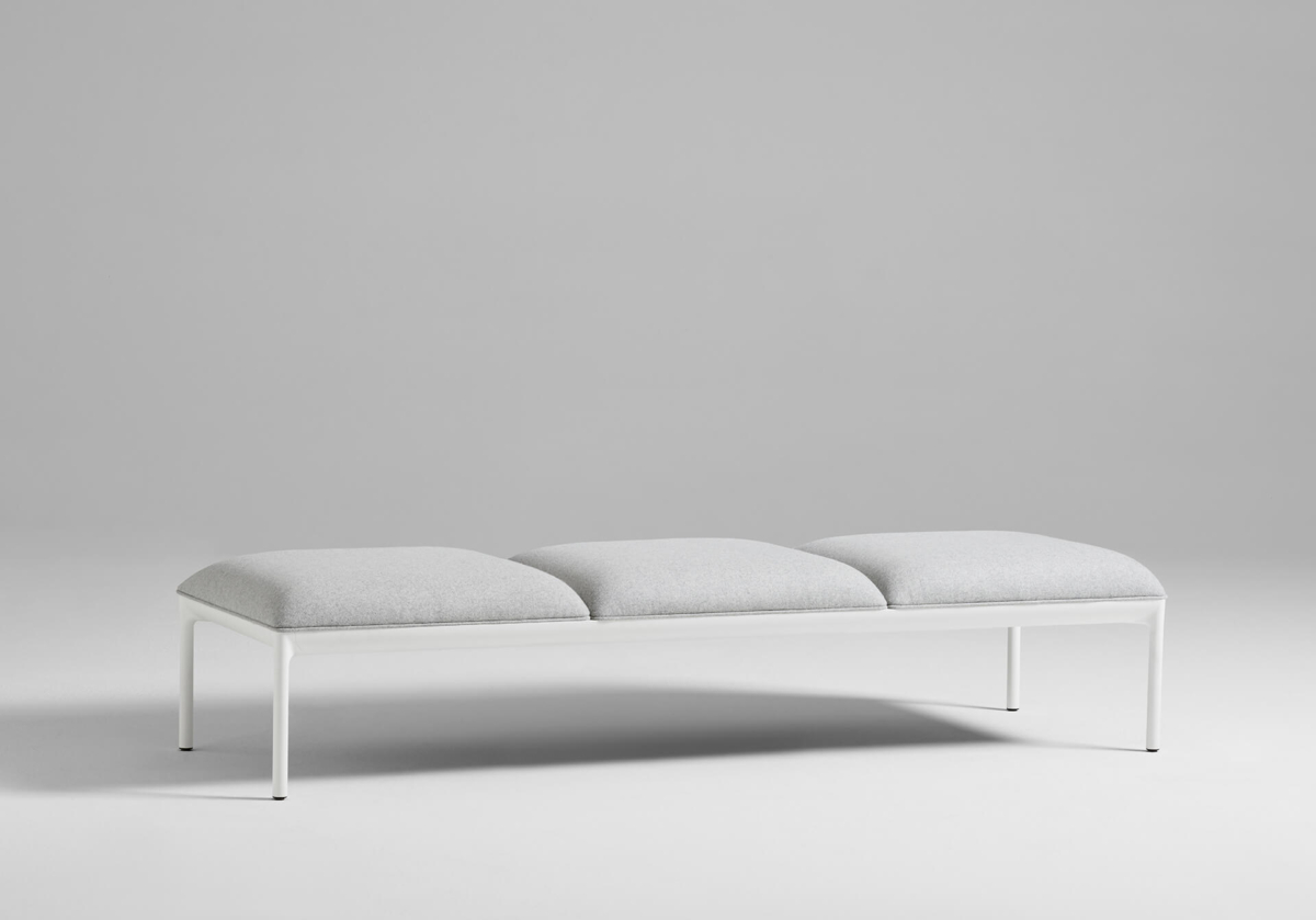 Davis Furniture JP Lounge | Office Snapshots