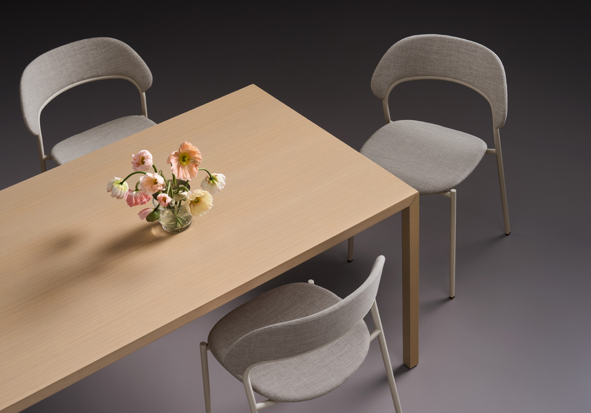 Davis Furniture Ariel | Office Snapshots
