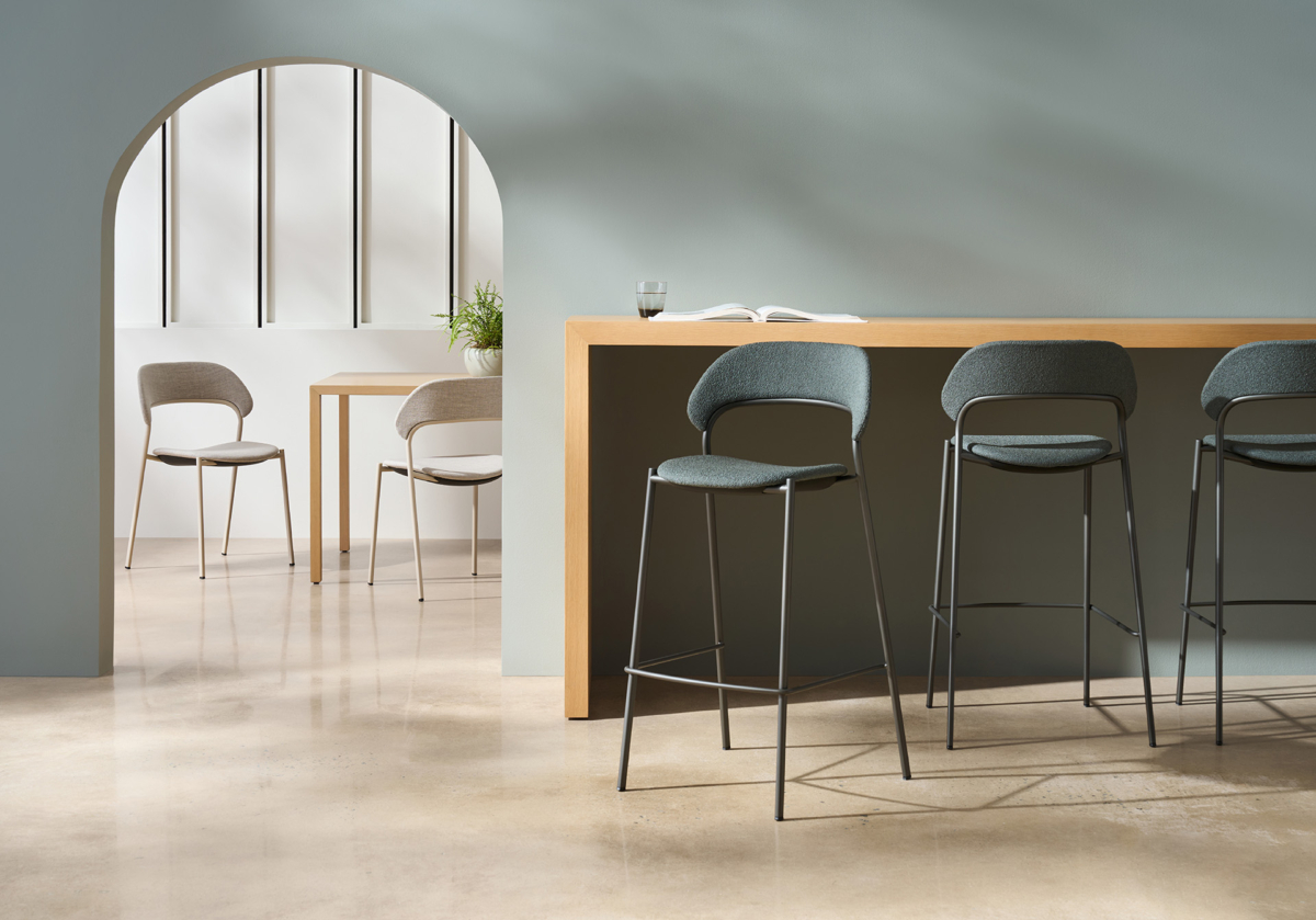 Davis Furniture Ariel | Office Snapshots