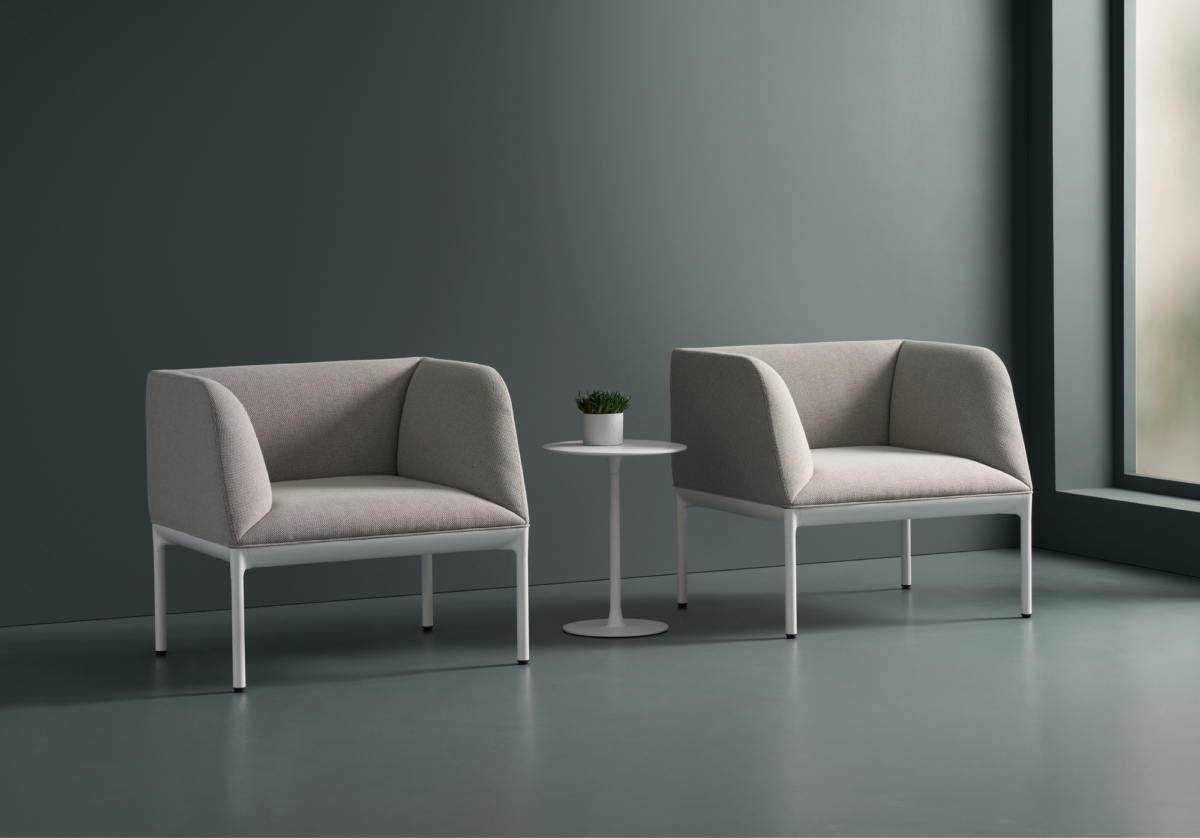 Davis Furniture JP Lounge | Office Snapshots