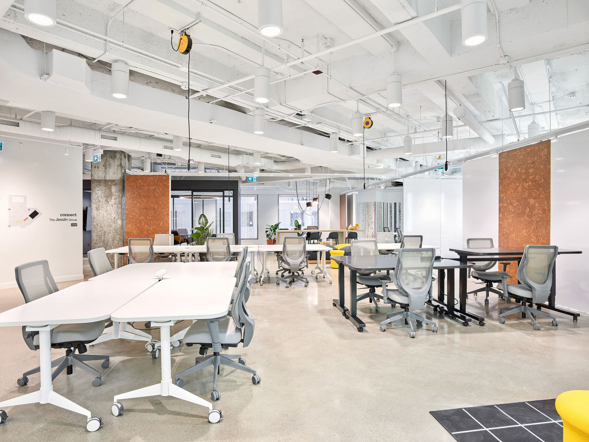 Oxford Properties Group Offices - Toronto | Office Snapshots