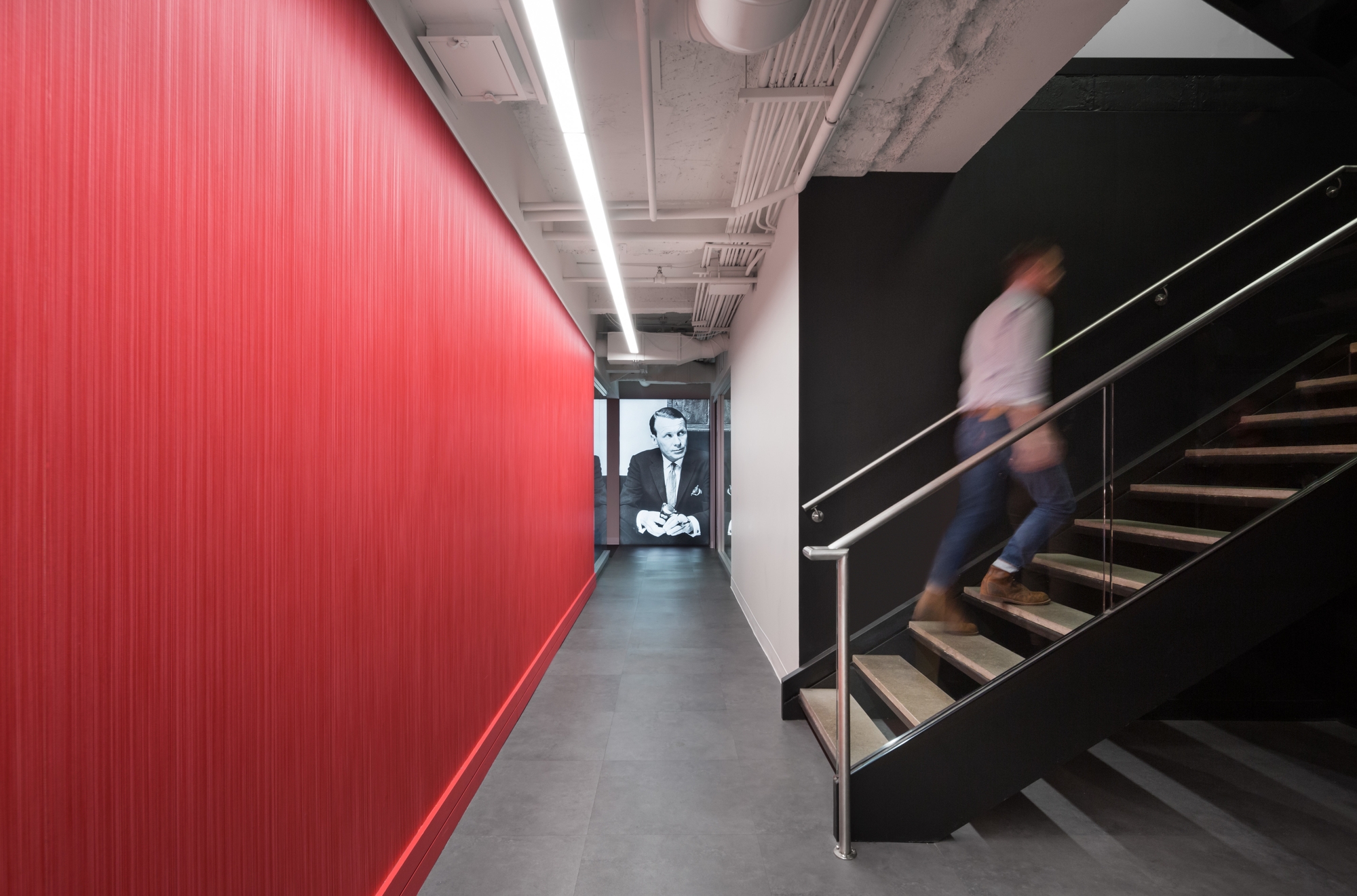 Ogilvy Offices - Montreal | Office Snapshots