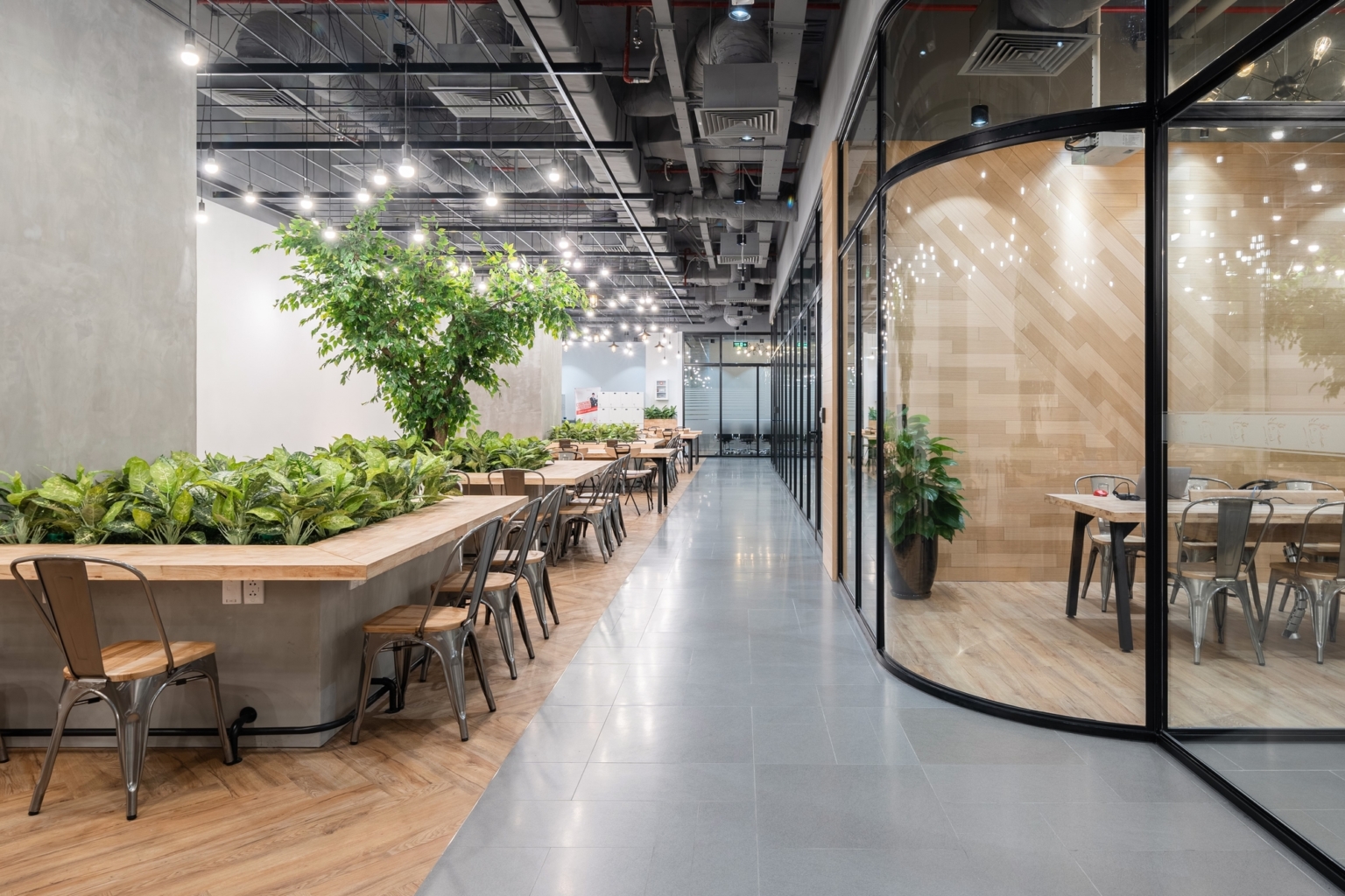 Prudential Offices - Hanoi | Office Snapshots