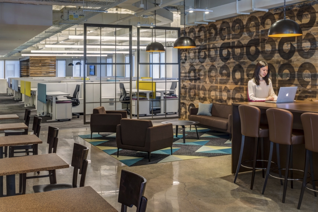 Ally Financial Regional Headquarters - Detroit | Office Snapshots
