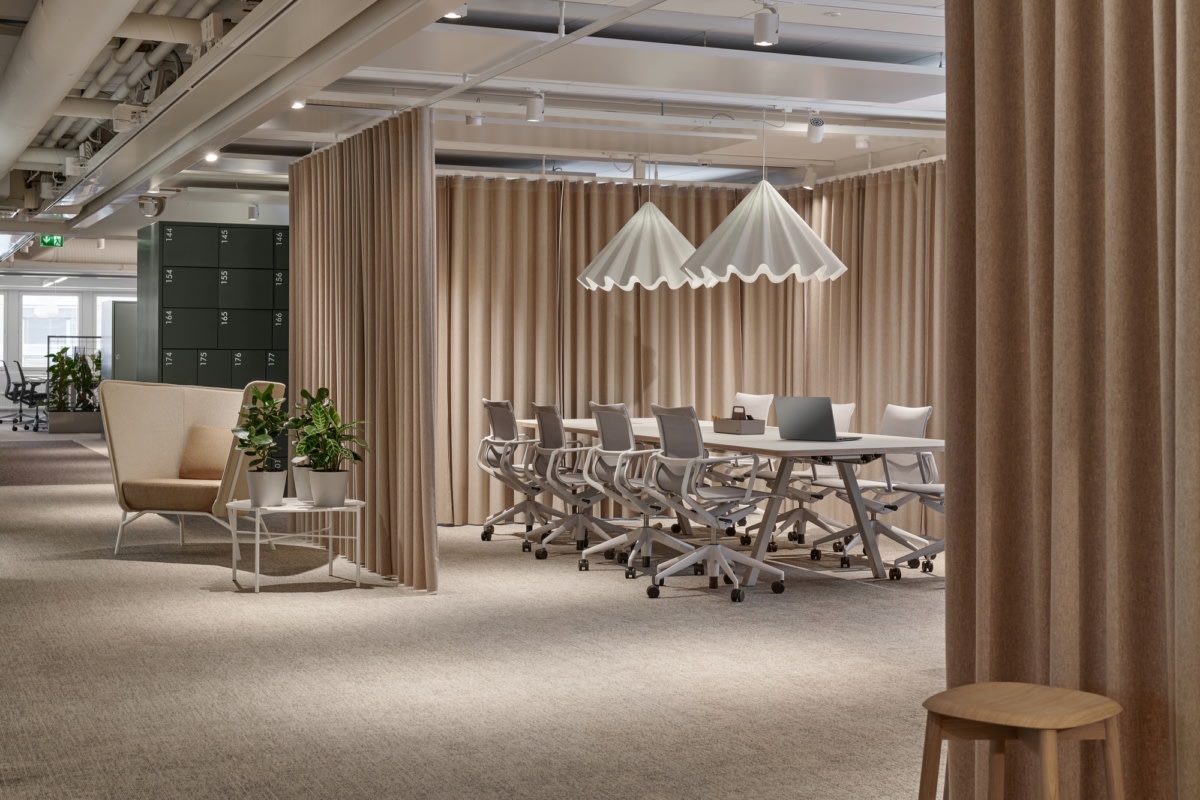 Fyra Office Design Projects | Office Snapshots