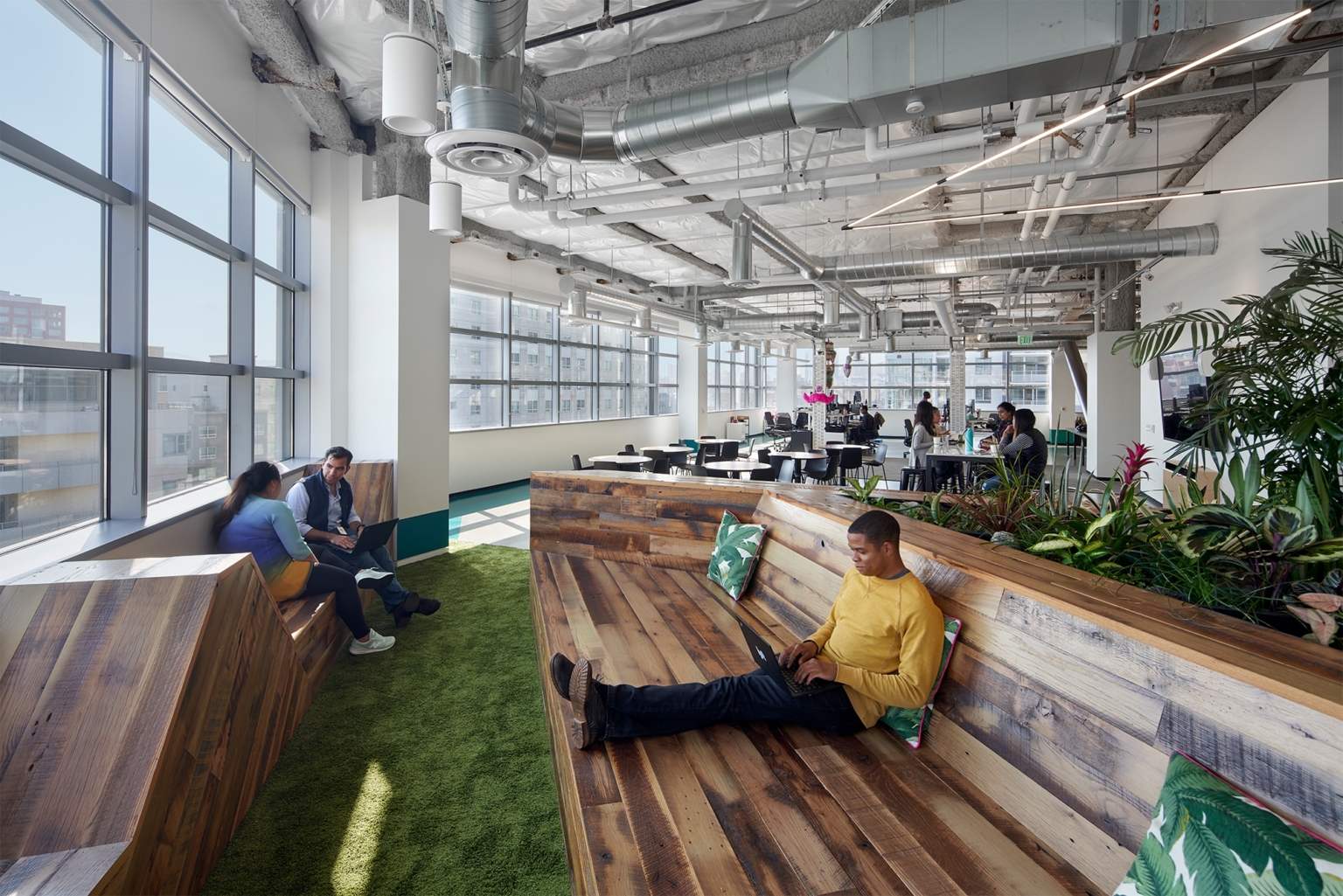 Lyft Headquarters - San Francisco | Office Snapshots