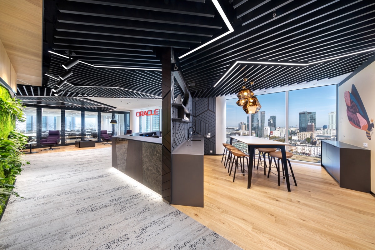 Oracle Offices - Warsaw | Office Snapshots