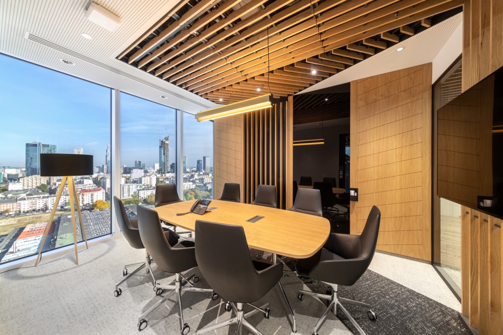 Oracle Offices - Warsaw | Office Snapshots