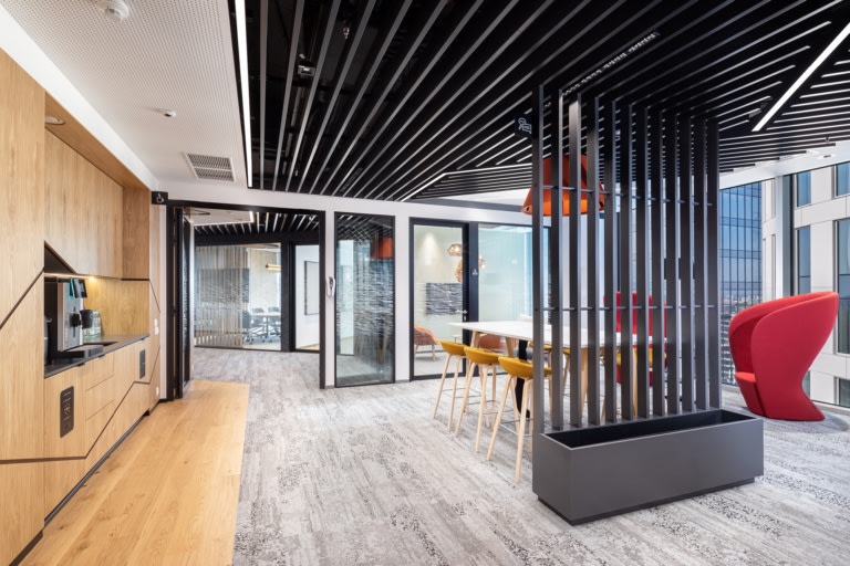 Oracle Offices - Warsaw | Office Snapshots