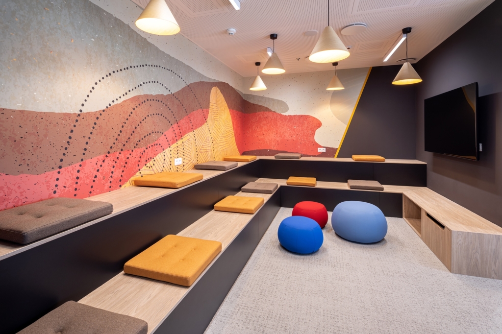 Oracle Offices - Warsaw | Office Snapshots