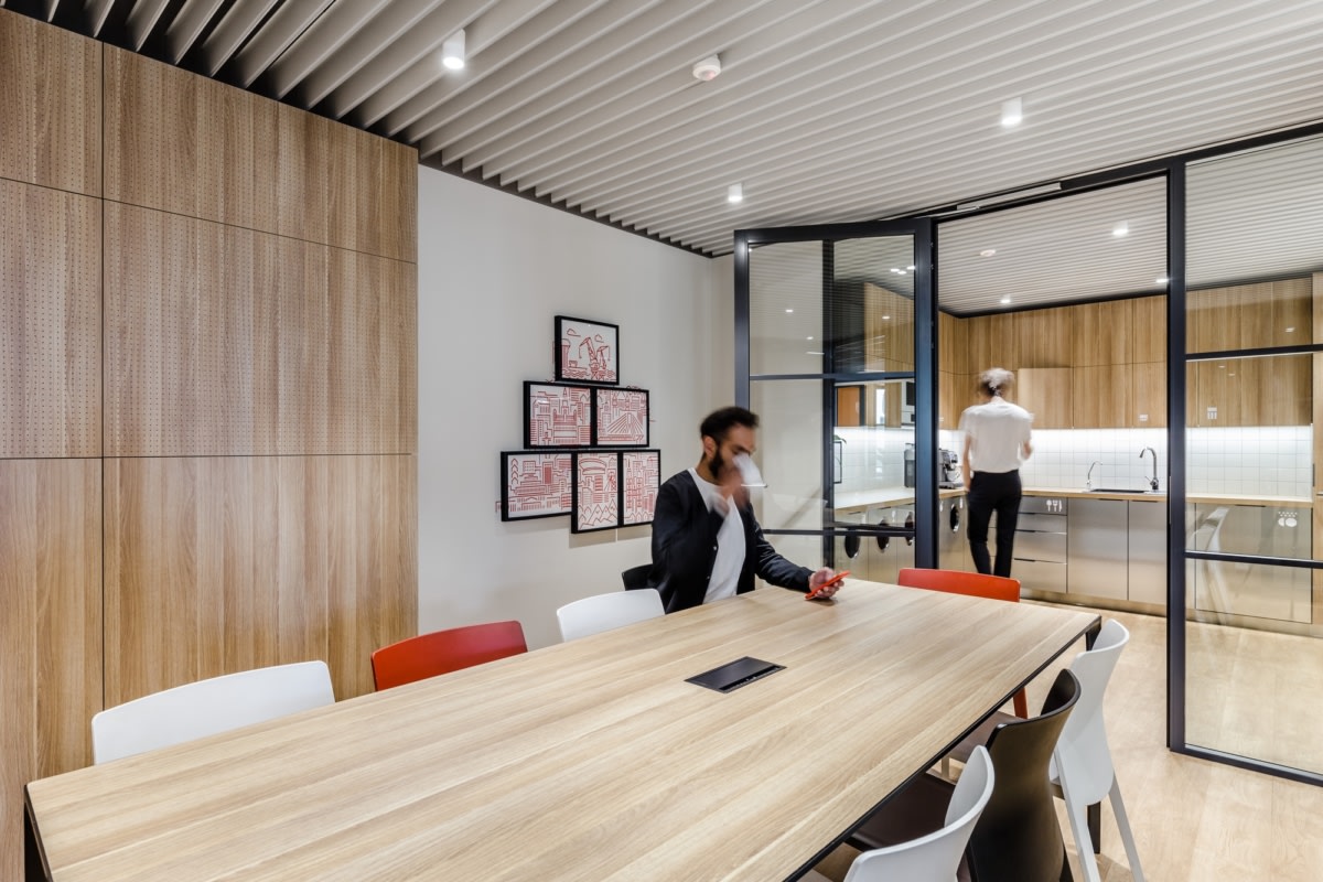 STRABAG Real Estate Offices - Warsaw | Office Snapshots