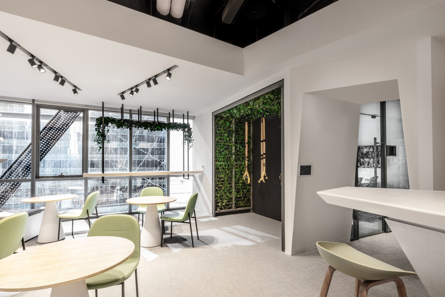 McKinsey & Company Offices - Doha | Office Snapshots