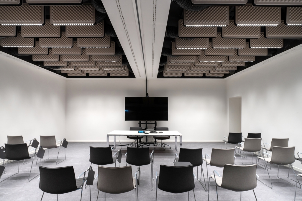 BIM Banca Intermobiliare Offices - Milan | Office Snapshots