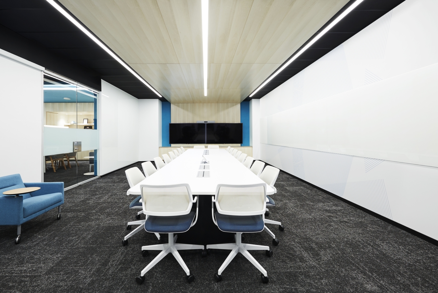 Confidential Client Offices - St. Catharines | Office Snapshots