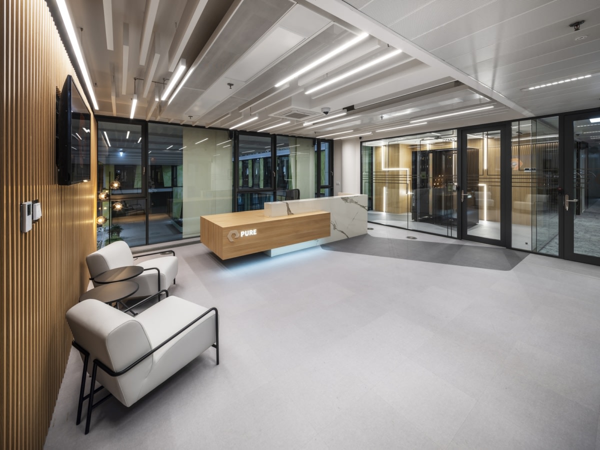 Pure Storage Offices - Prague | Office Snapshots