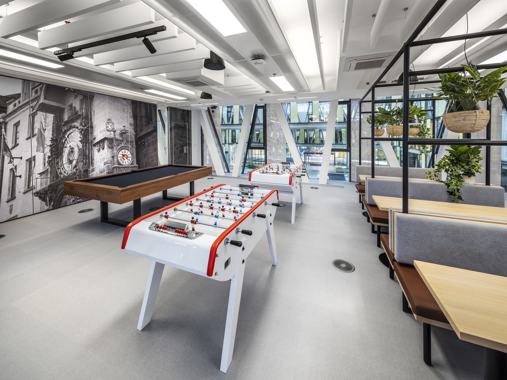 Pure Storage Offices - Prague | Office Snapshots