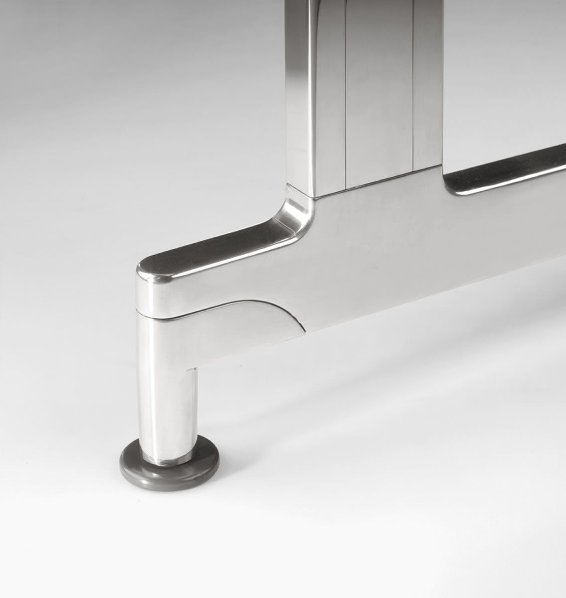 Bernhardt Design Traction Table | Office Snapshots