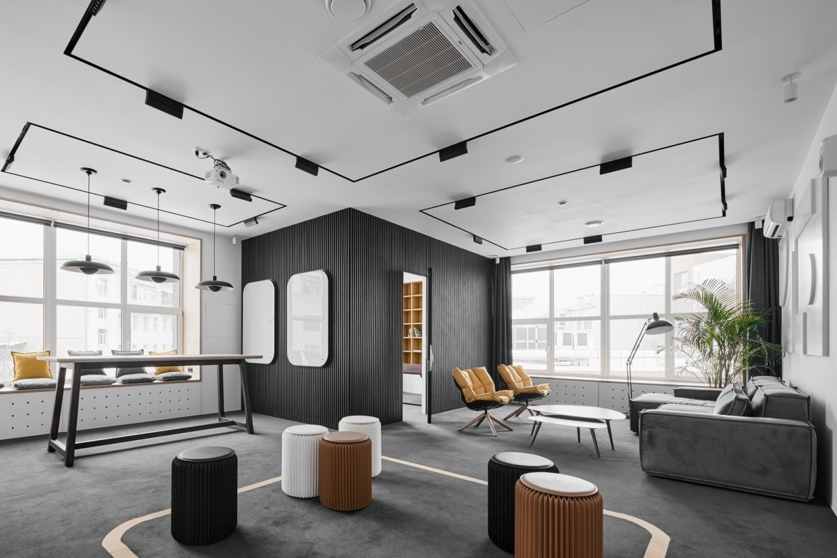 Center for Strategic Research Offices - Moscow | Office Snapshots