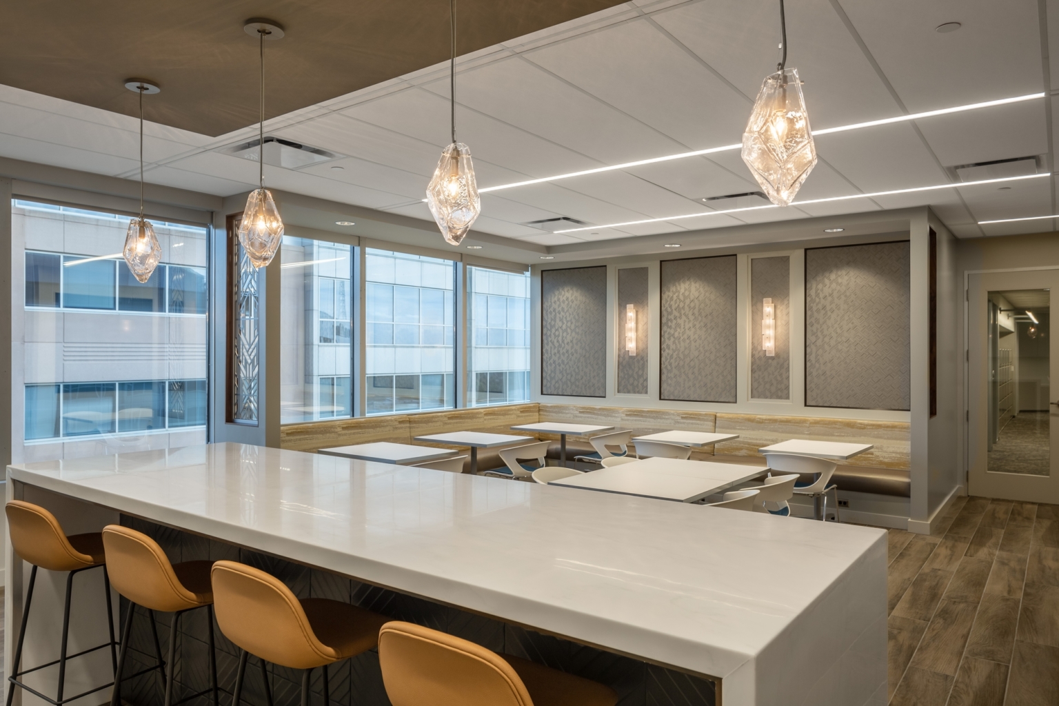 Jones Walker LLP Offices - Baton Rouge | Office Snapshots