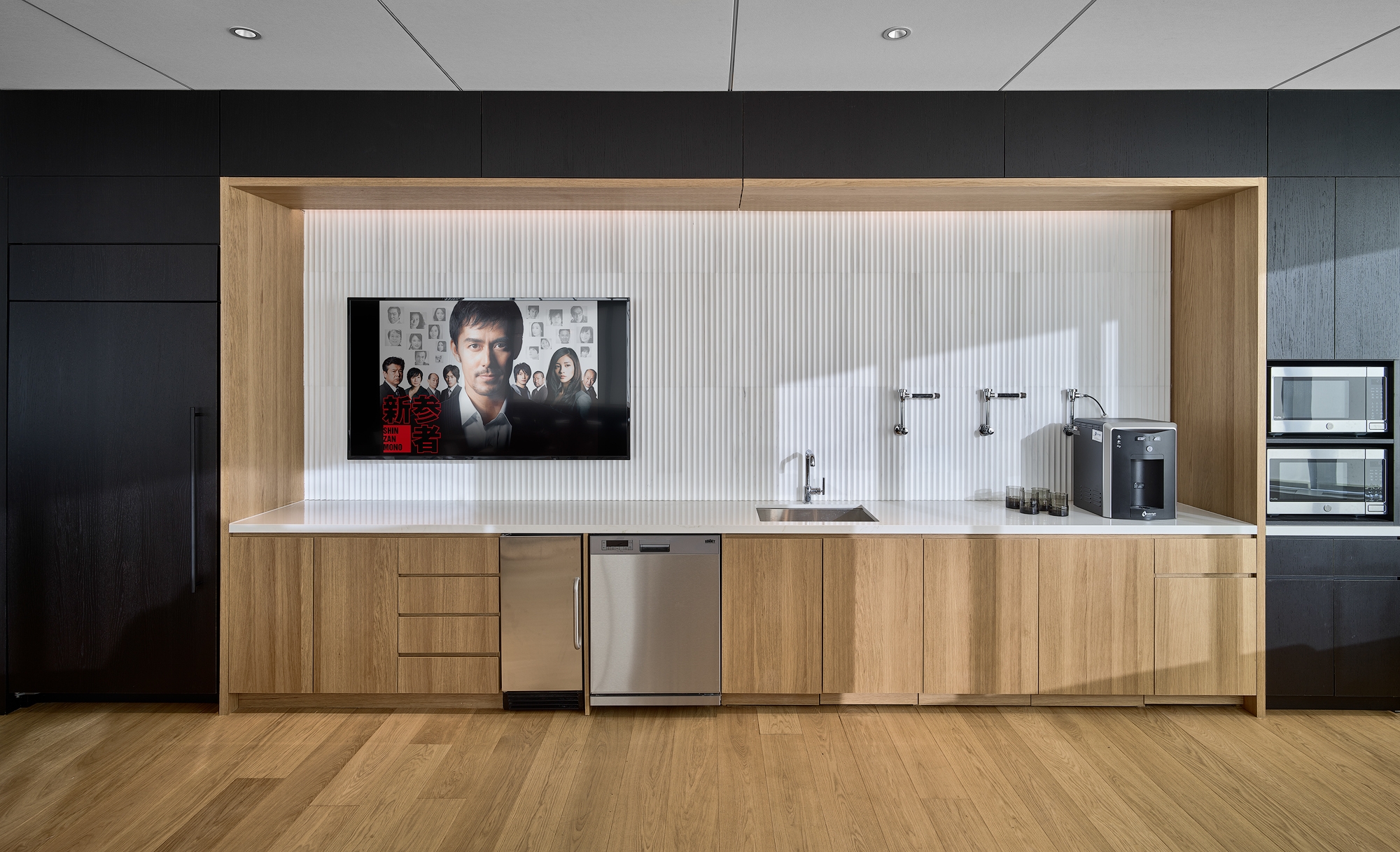 Creative Office Pantry Wall Designs for a Productive Workspace