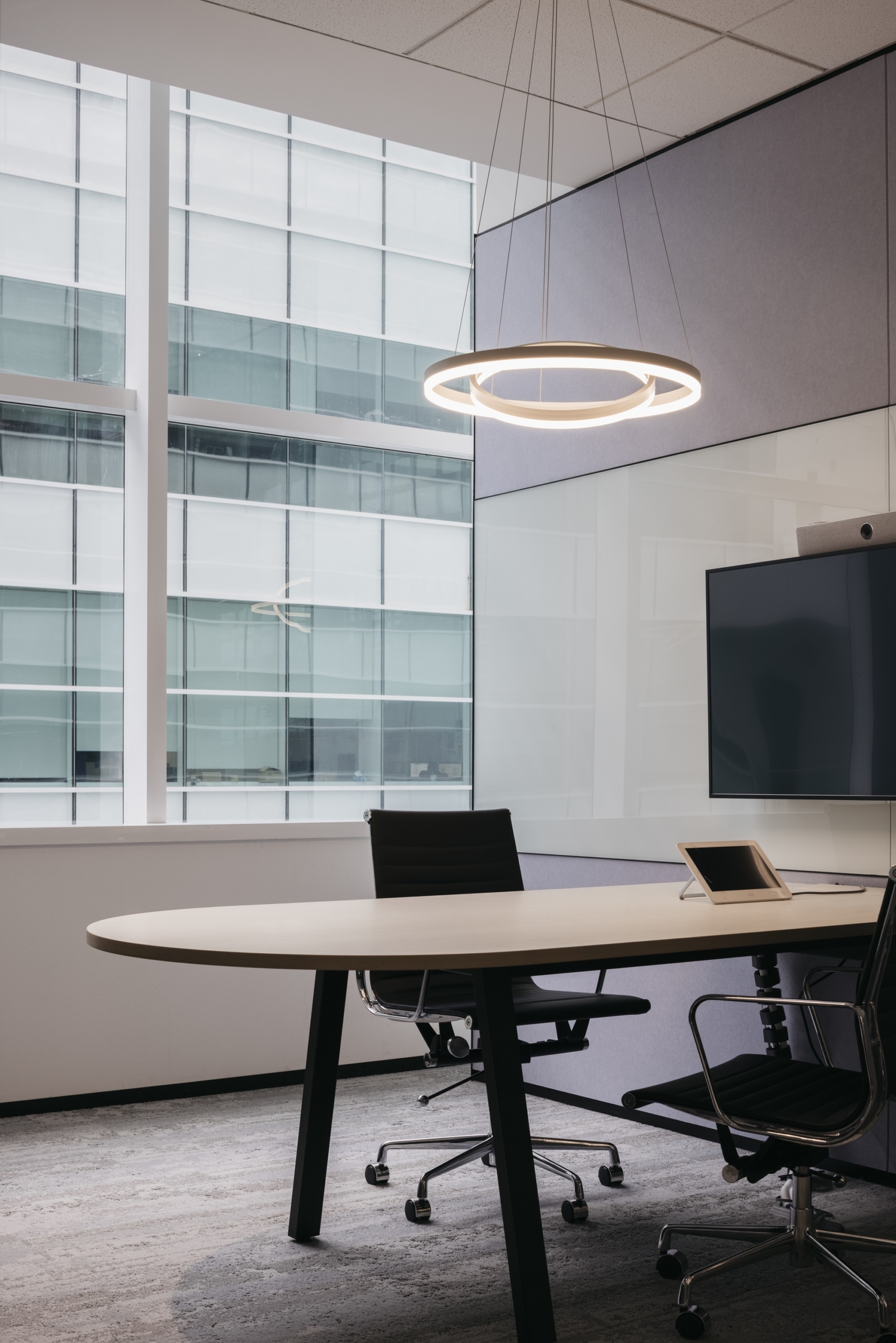 Alcon Offices - Singapore | Office Snapshots