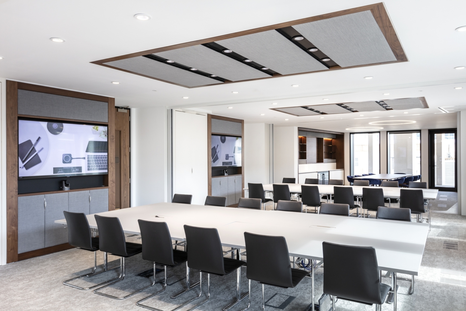 Amundi Asset Management Offices - London | Office Snapshots