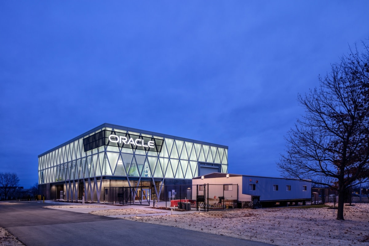 Oracle Industries Innovation Lab Offices - Deerfield | Office Snapshots