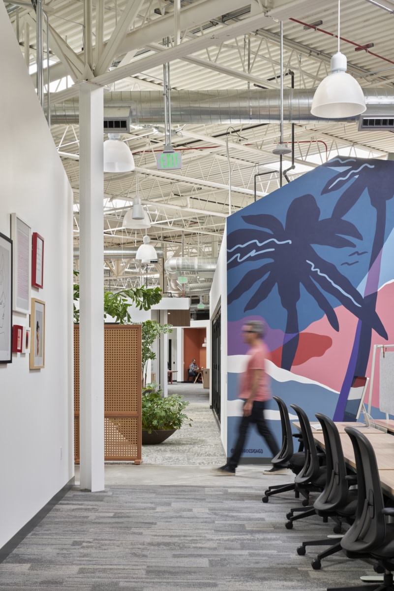 Saatchi & Saatchi Offices - El Segundo | Office Snapshots