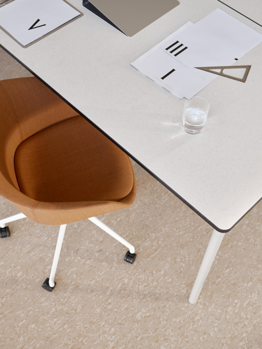 Allermuir Kin | Office Snapshots