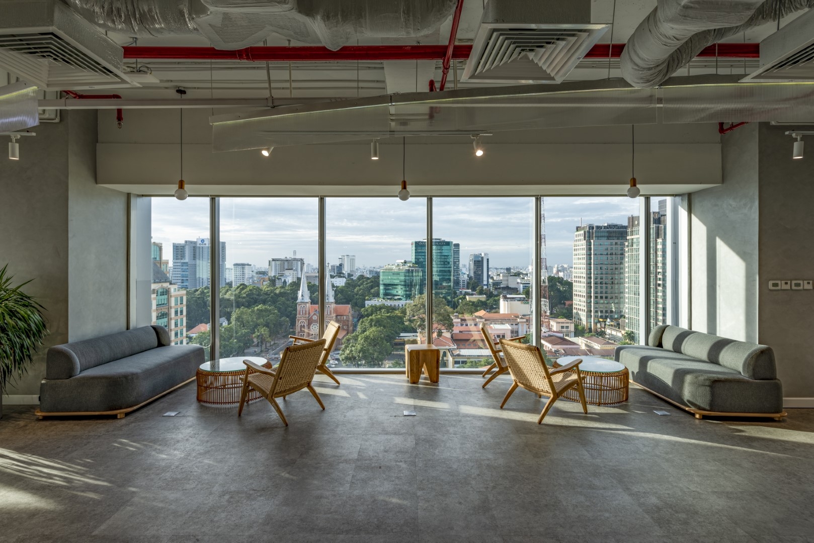 AIA Vietnam Life Insurance Offices - Ho Chi Minh City | Office Snapshots