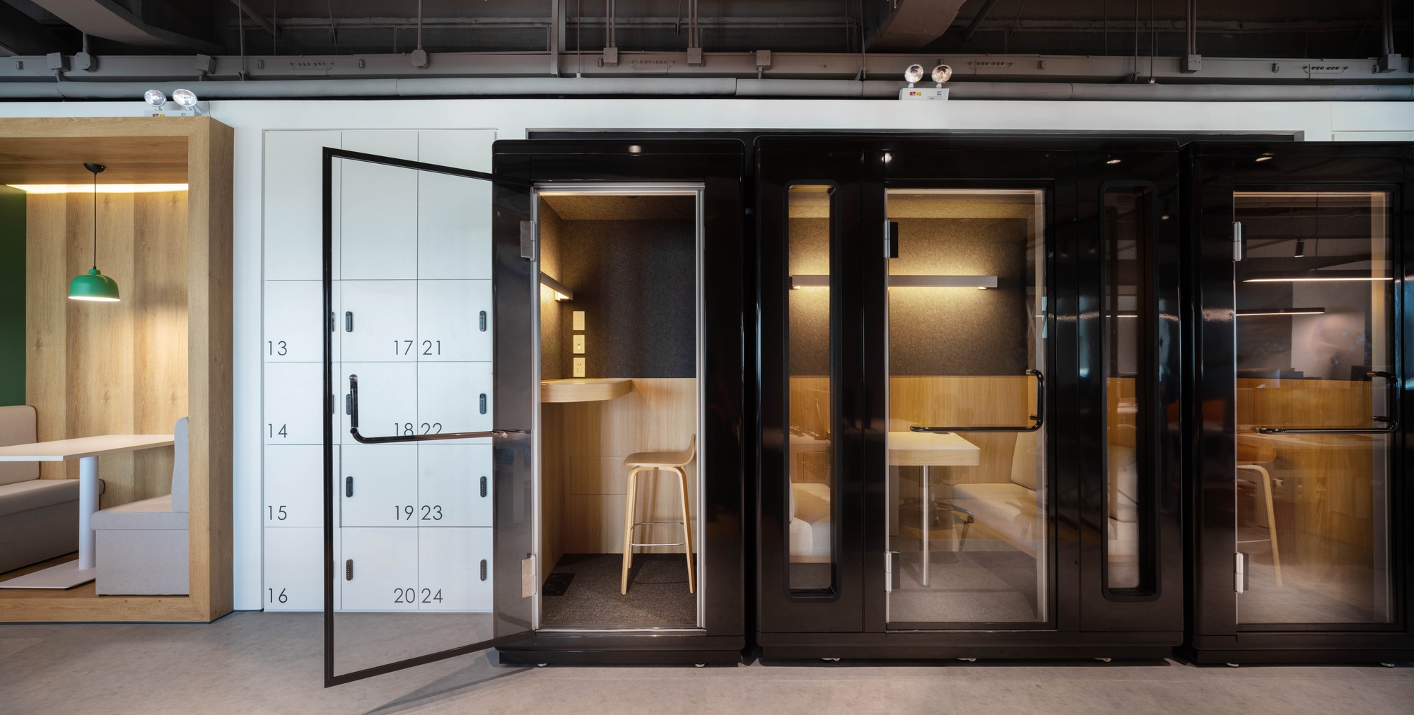 Ascential Offices - Shanghai | Office Snapshots