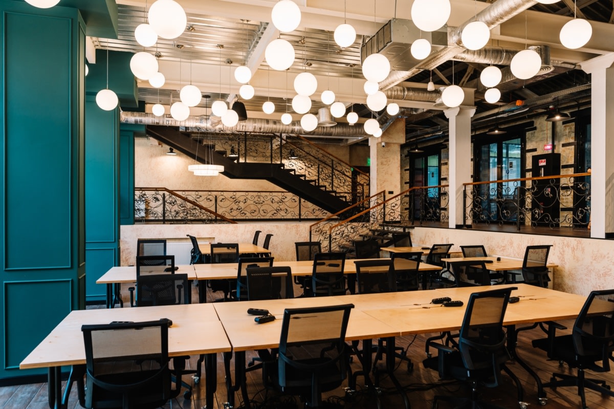 Creative State of Arsenal Flexible Offices - Kyiv | Office Snapshots